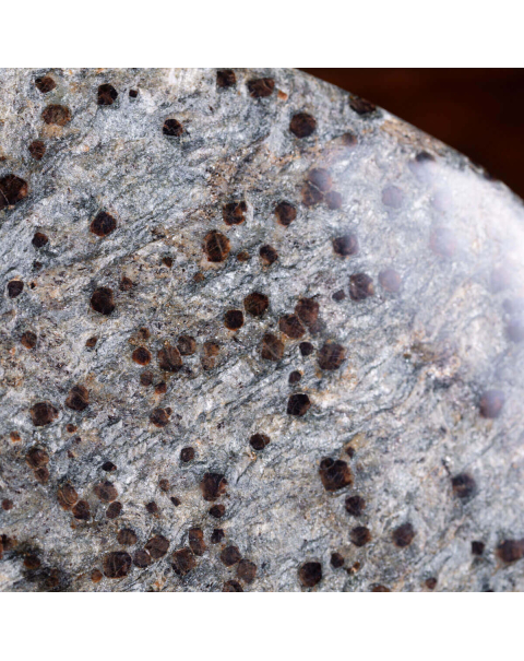 Granato Almandino In Matrice di Mica Scisto.