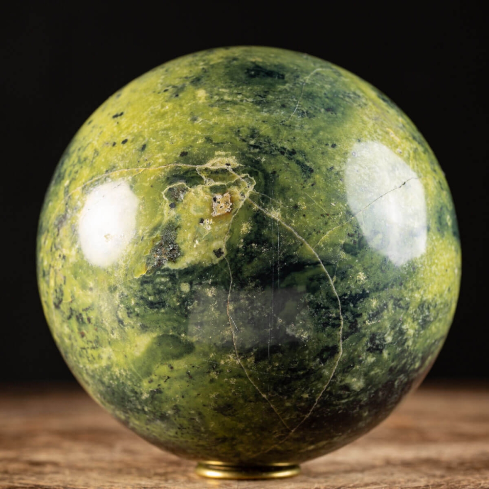 Peruvian Serpentine Sphere. - SRS-02