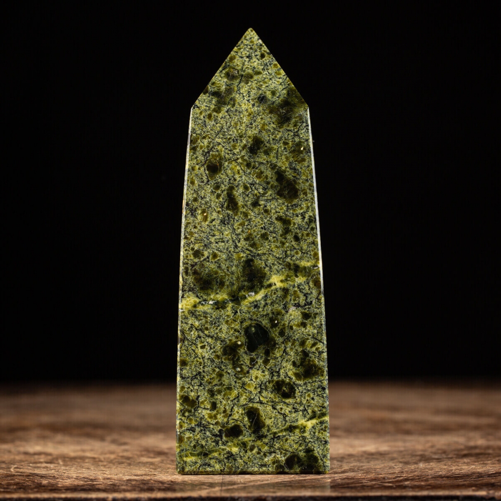 Obelisco in Serpentinite - SSE-03