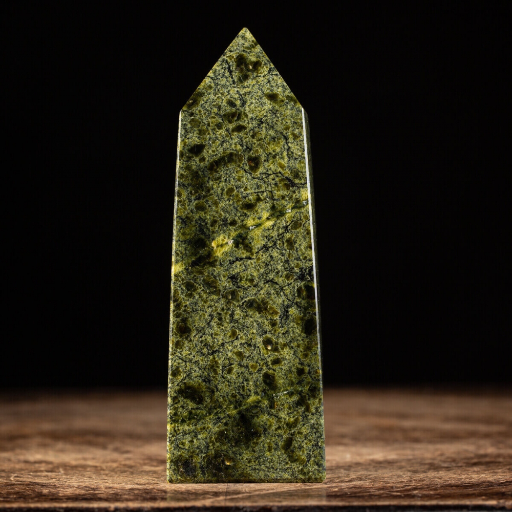 Obelisco in Serpentinite - SSE-03