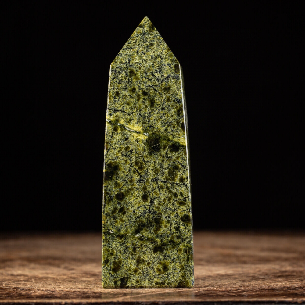 Obelisco in Serpentinite - SSE-03