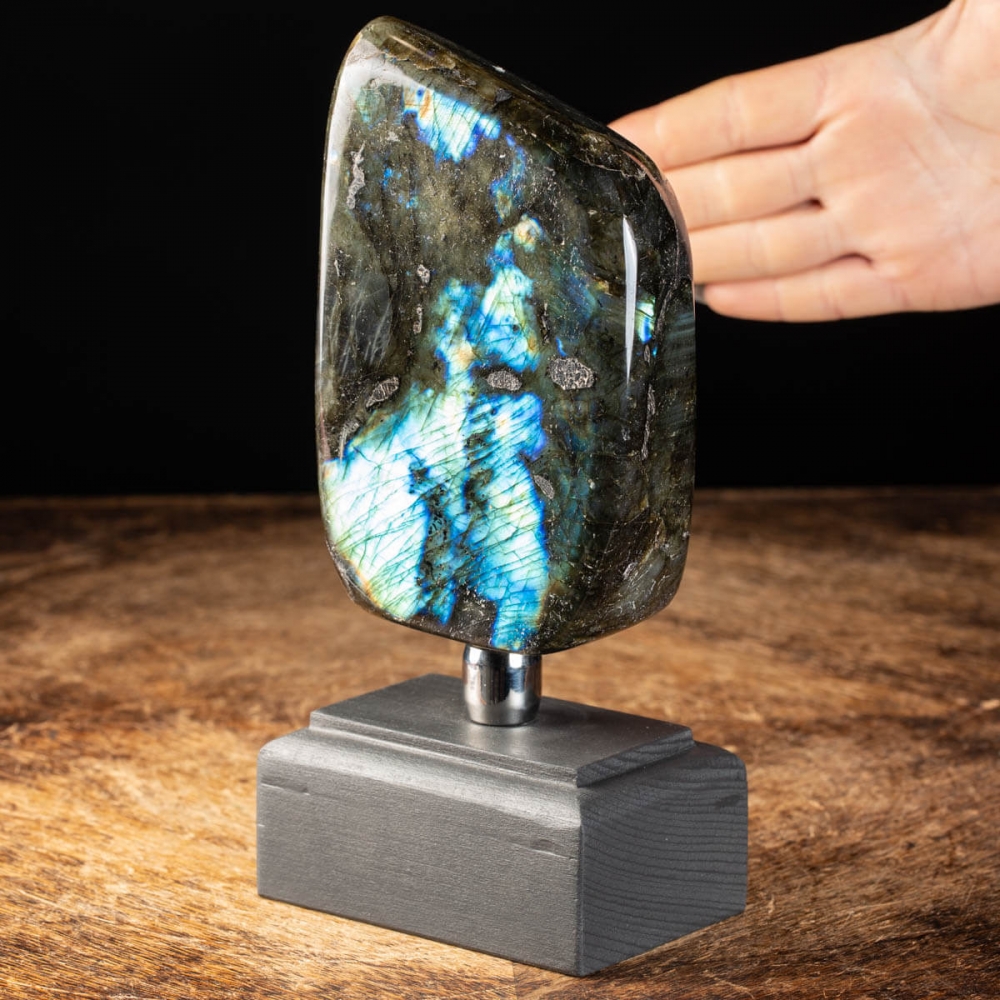 Labradorite su base in Legno Decorativa