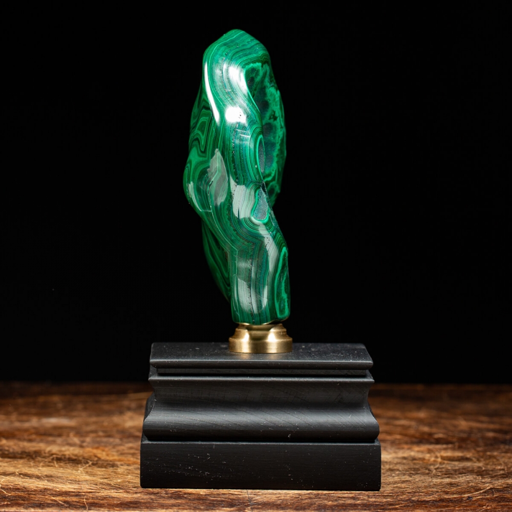 Malachite su piedistallo in Ottone e Legno - Congo
