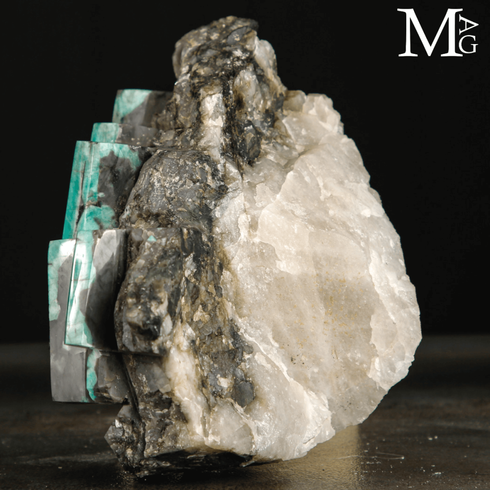 Smeraldo su matrice di scisto con quarzo – Brasile