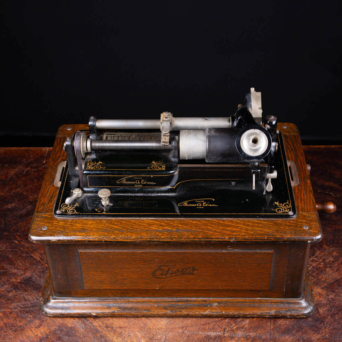 Edison Phonograph with Extra Large Horn, 1901-1903 - GRM-02